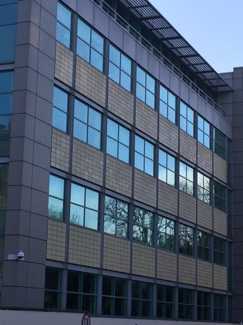 Uses of Aluminium Panels in Commercial Buildings